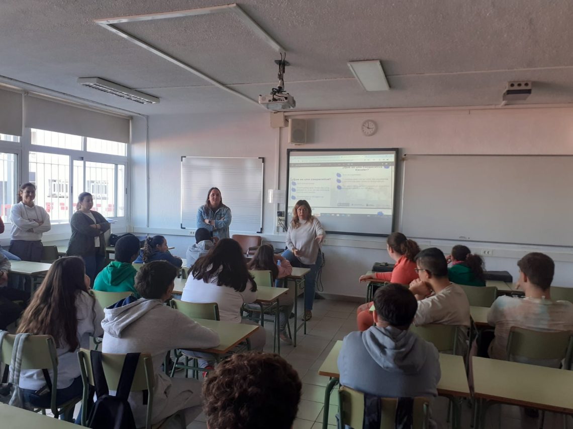 La docencia compartida en el Proyecto “Enseñar para Emprender” como ...